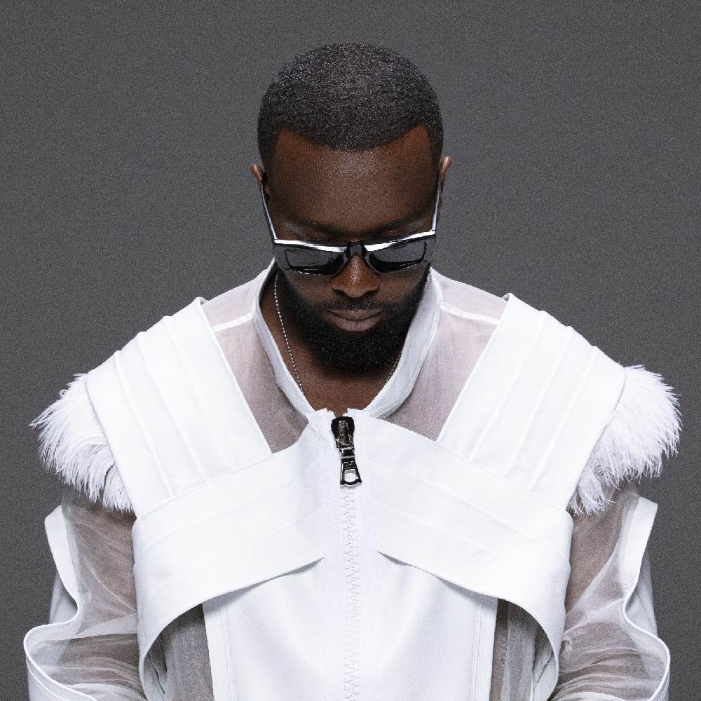 Gims – OFFSTAGE